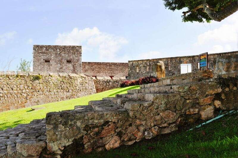 Tulum: Bacalar Lagoon and Cenote Adventure Day Trip - Key Points