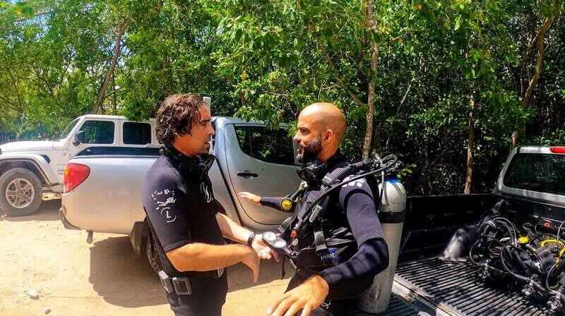 Tulum : Dos Ojos cenote 2 scuba dives (certified divers) - Frequently Asked Questions