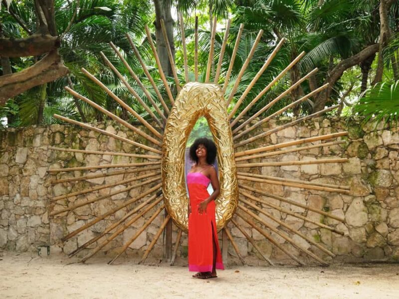 Tulum Photoshoot - Escultura Ven a la Luz Photographer - Key Points