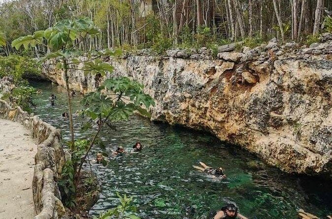 Tulum Ruins with Casa Tortuga in 4 Cenotes with Lunch - FAQ