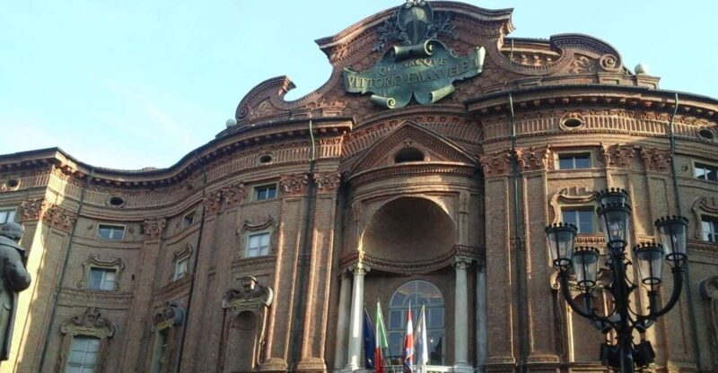 Turin: 2,5 Hour Classic Walking Tour - Who Should Consider This Tour?