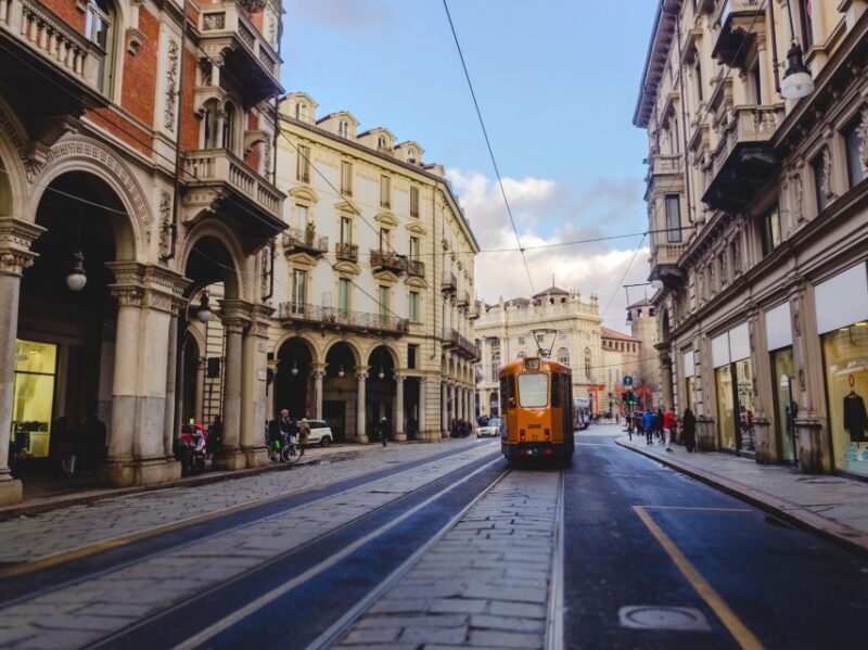 Turin: Express Walk with a Local in 60 minutes - Final Verdict