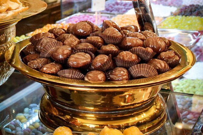 Turin Sweet & Chocolate Walking Food Tour by Do Eat Better - Exploring Turin’s Sweet Reputation