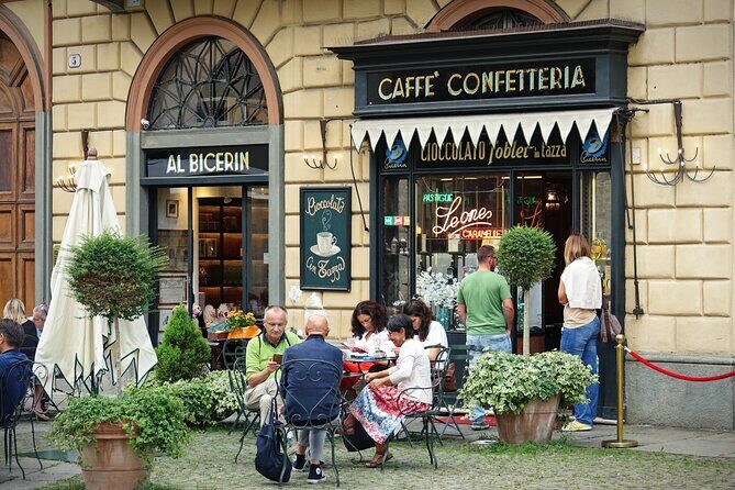 Turin Sweet & Chocolate Walking Food Tour by Do Eat Better - How the Tour Unfolds: An In-Depth Itinerary
