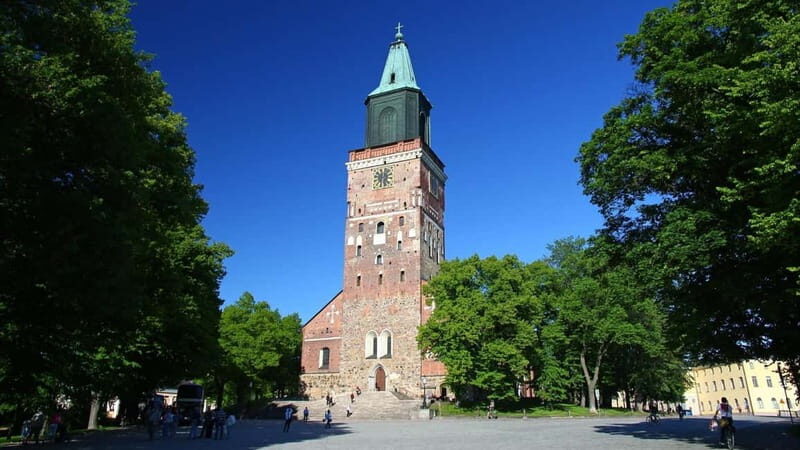 Turku: Express Walk with a Local in 60 minutes - Why You Should Consider This Tour