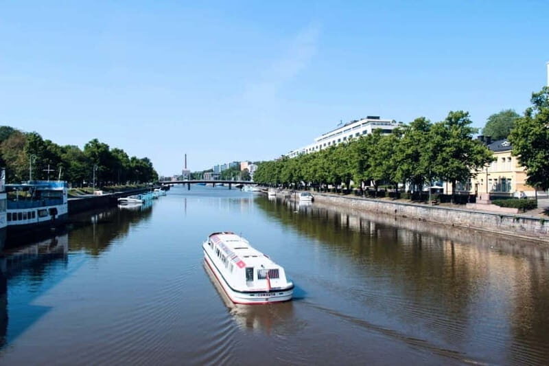 Turku: Guided River Cruise with Scenic Views & History - The Tour Itself: Timing and Pacing
