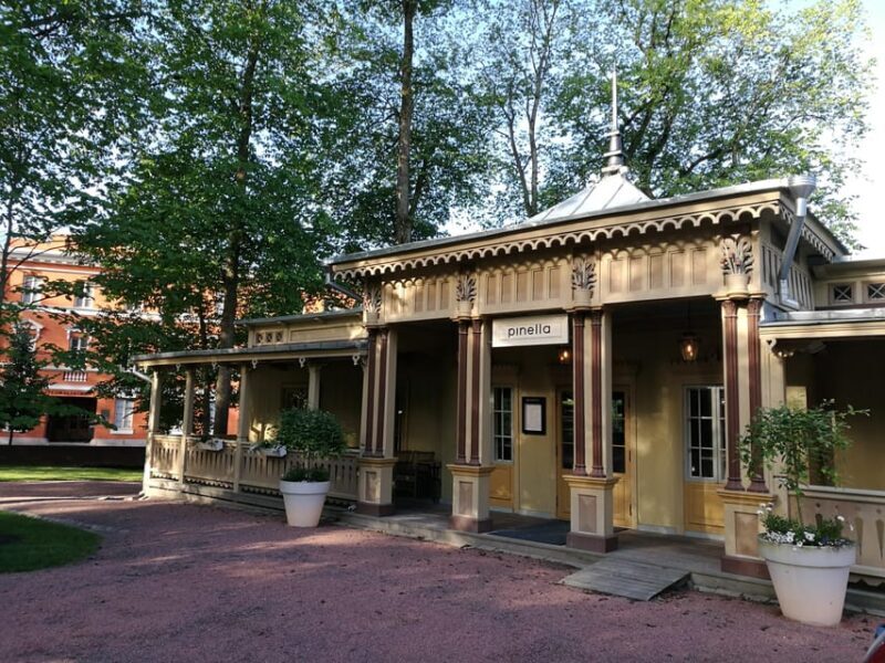 Turku: Highlights and Hidden gems with a Local - A Closer Look at the Tour
