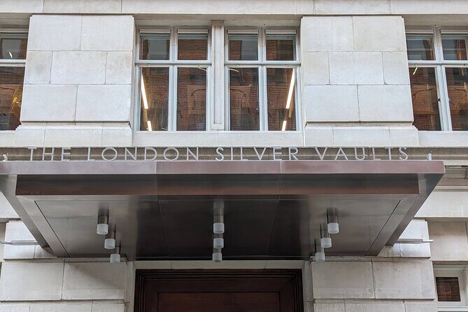 Turmoil, Templars & Oliver Twist London's Squalor and Splendour - Key Points