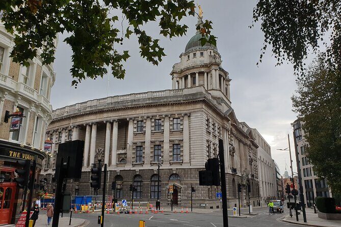 Turmoil, Templars & Oliver Twist London's Squalor and Splendour - Why This Tour Stands Out