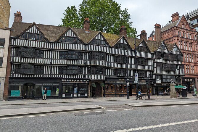 Turmoil, Templars & Oliver Twist London's Squalor and Splendour - FAQs