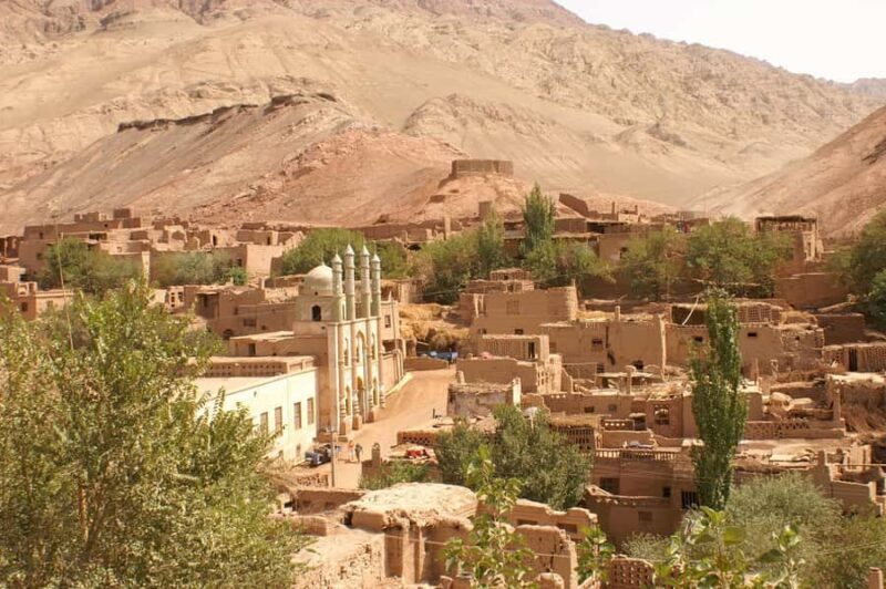 Turpan: Xuanzang Silk Road with Kumtag Desert Private Tour - Who Will Love This Tour?