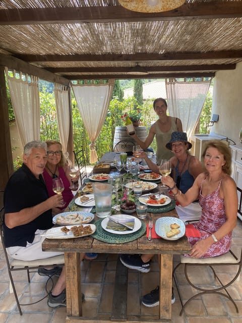Tuscan Wine Tour by van from Lucca - FAQ