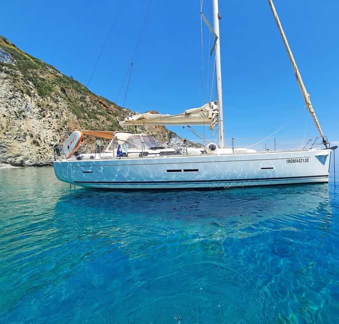 Tuscany: Cruise with Lunch and a Drink - Key Points