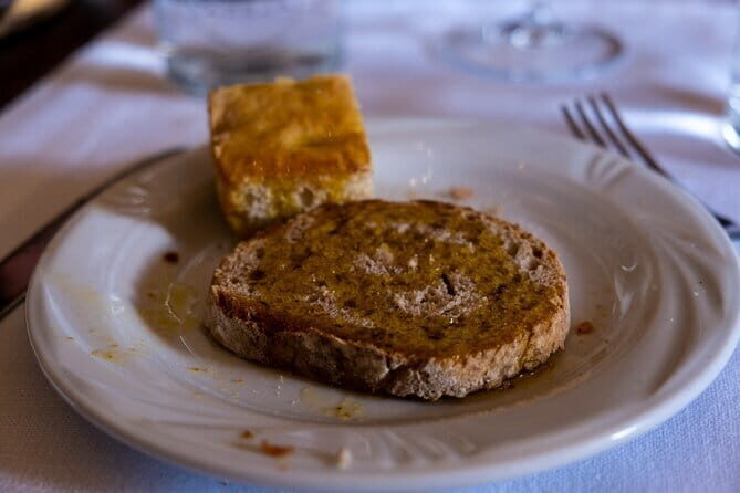 Tuscany Half day biking with oil producer, Chianti wine and food - What Makes This Tour Special?