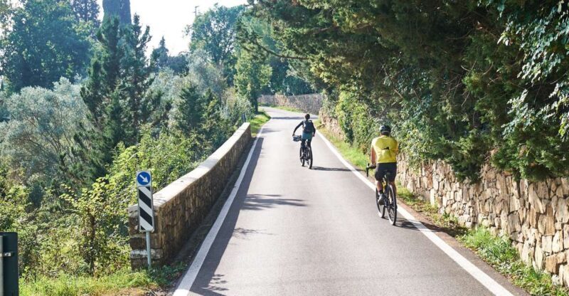 Tuscany Hills Bike Tour with Lunch at farm and Wine Tasting - Exploring the Itinerary in Detail