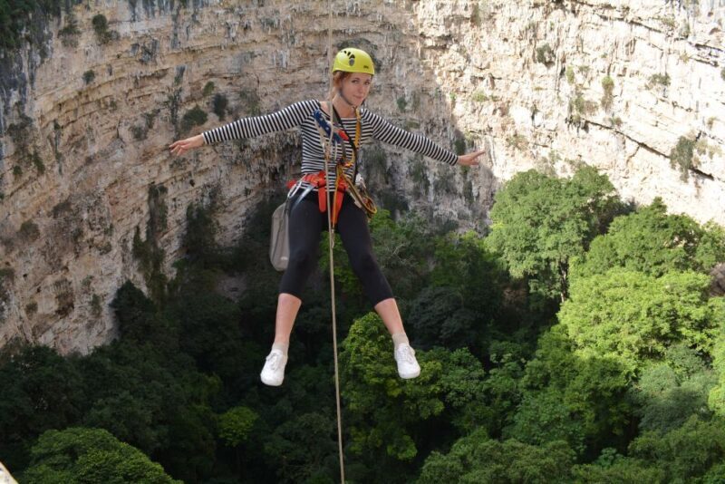 Tuxtla Gutiérrez: Sinkhole of Parrots Full-Day Rappel - The Experience in Detail