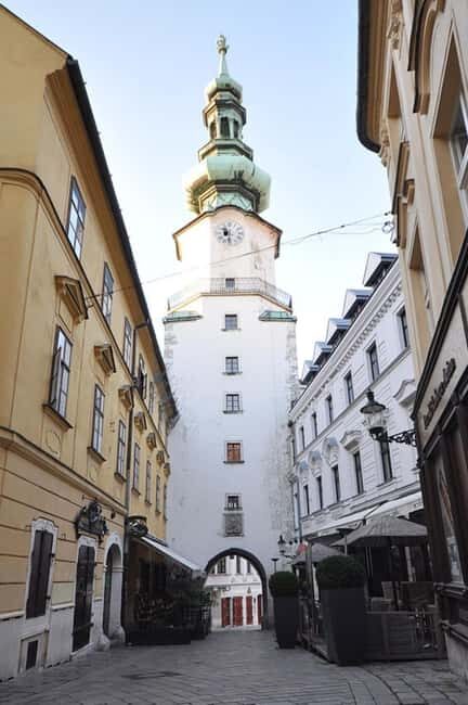 Two Capitals in One Day: Bratislava & Budapest from Vienna - The Transition to Budapest