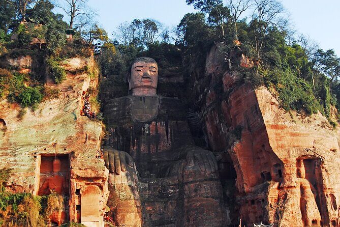 Two-day tour from Chengdu to Leshan Giant Buddha and Mount Emei - Key Points