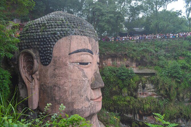 Two-day tour from Chengdu to Leshan Giant Buddha and Mount Emei - Practical Tips for Travelers