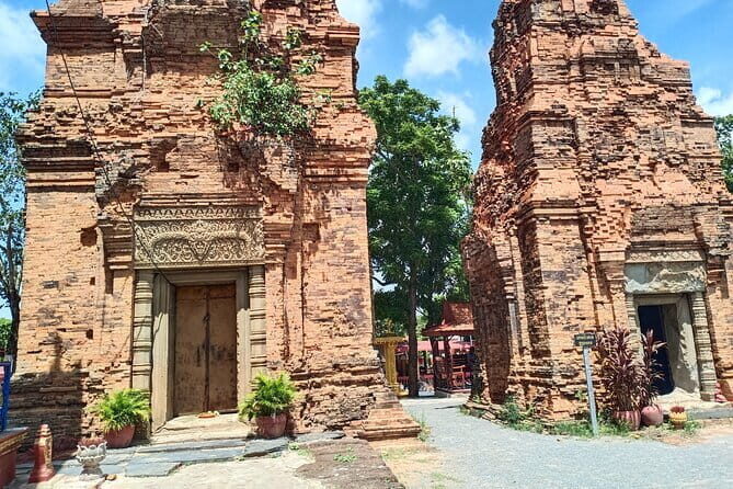 Two Day Tour, Phnom Penh to Siem Reap, Angkor Temple and Back - Final Thoughts: Is This Tour Right for You?