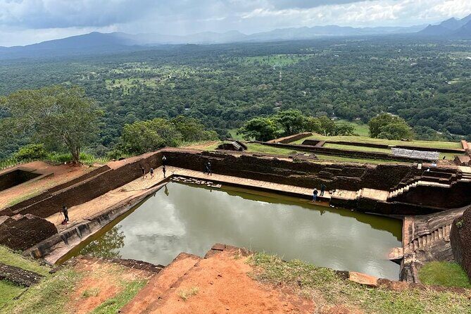 Two Days Cultural Tour Sigiriya Dambulla and Kandy - A Closer Look at the Day-by-Day Experience