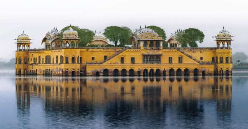 Two days Jaipur tour with guide by private car. - Key Points