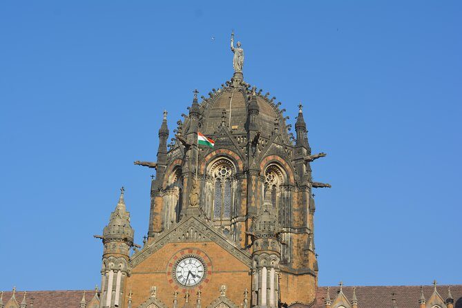 Two Days Mumbai Tour Package : City + Slum + Elephanta + Market - Who Will Enjoy This Tour?