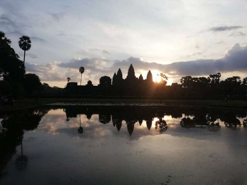 Two Days Tour Angkor Complex; Banteay Srei, and Kulen Hill - An Overview of the Tour Experience
