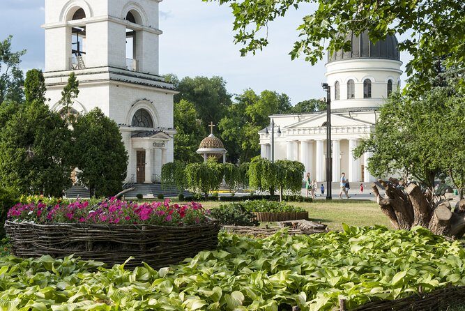 Two days trip to the Republic of Moldova from Iasi - Authentic Experiences and Highlights