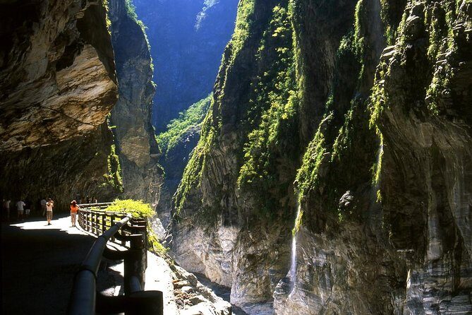 Two-days Yi-lan & Grand Taroko Gorge Park Tour - Key Points