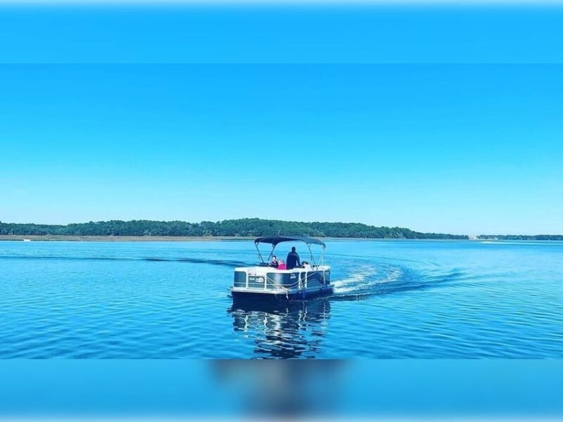 Tybee Island: Pontoon Boat Rental by the Hour - An Overview of the Pontoon Experience on Tybee Island