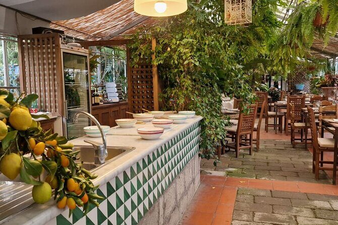 Typical Cooking Class in an Exclusive Location in Sorrento - Key Points