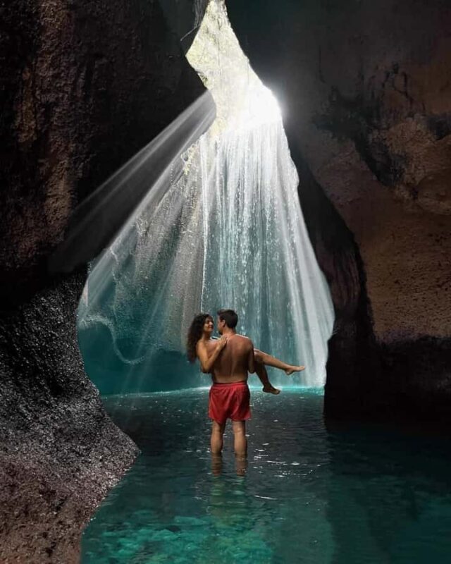 Ubud Bali: Tukad Cepung, Goa Raja & Tirta Empul Tour - Introduction