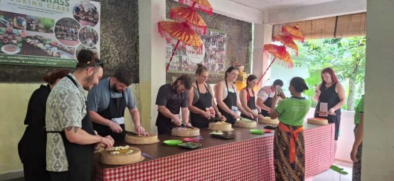 Ubud: Balinese Cooking Class, Rice Field & Market Tour - Key Points