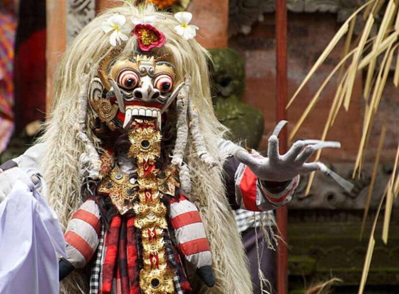 Ubud: Barong Dance and Keris Cultural Dance Show Tickets - The Experience in Detail