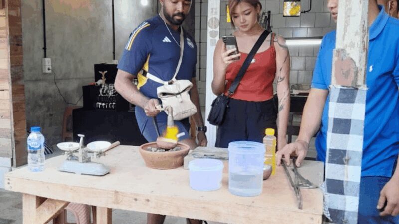 Ubud Center: Silver Class Experience with 7gr Hand Made - Frequently Asked Questions