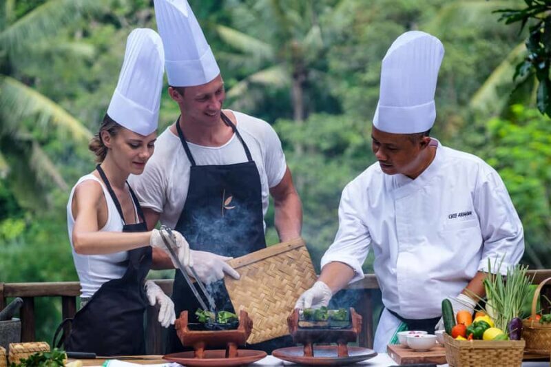 Ubud: Cooking Class & Herb Garden Tour with Local Chef - Key Points
