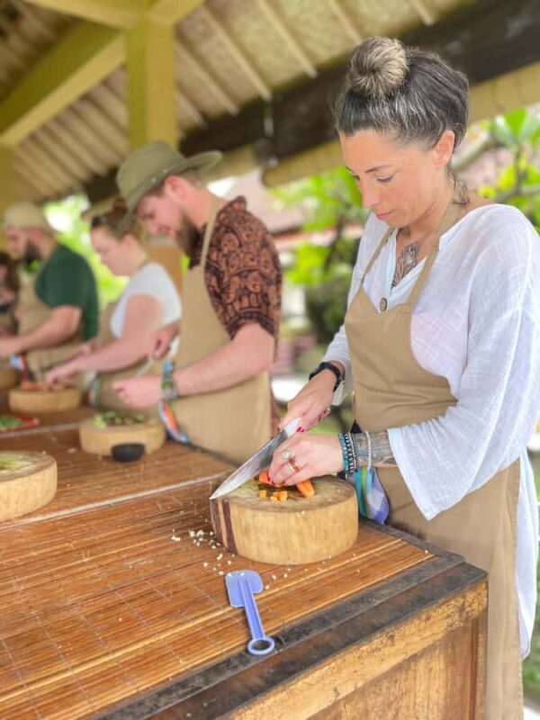 Ubud: Cooking Class with Market Visit and Hotel Pickup - A Closer Look at the Experience