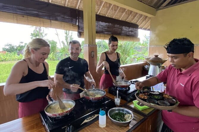 Ubud Cooking Class with Optional Market Visit Pickup Included - Detailed Itinerary Breakdown