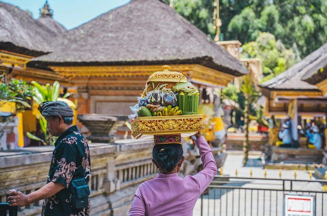 Ubud Day Trip: Floating Breakfast, Rice Terrace, Temple, & Spring - Practical Details and What’s Included