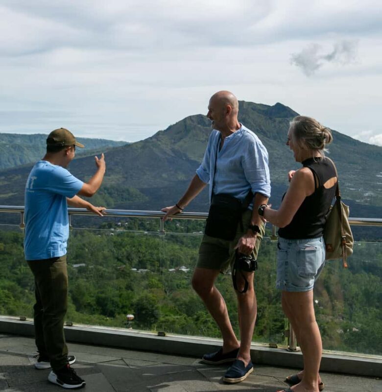 Ubud: Downhill Cycling with Volcano, Rice Terraces, and Meal - Key Points