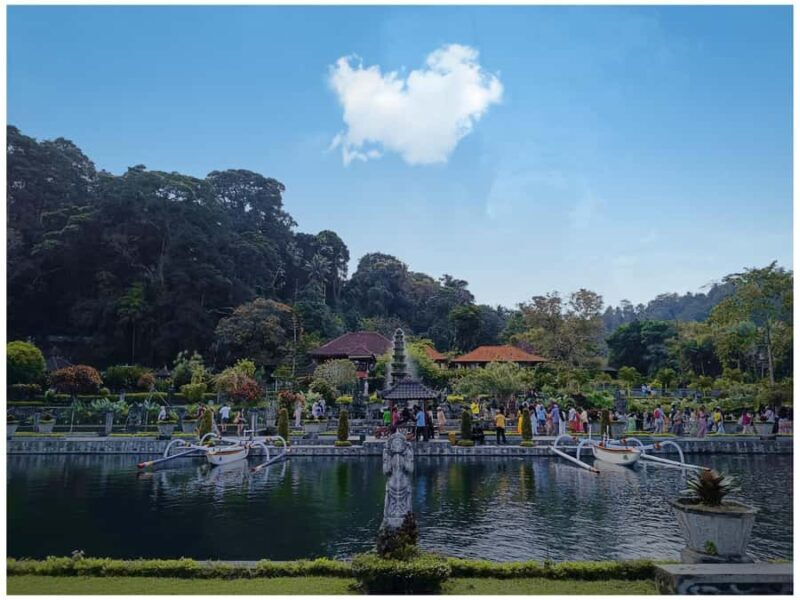 Ubud: Heaven Gate Lempuyang, Water Palace & Waterfall Tour - The Sum Up