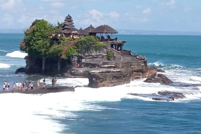 Ubud Highlights -Private Tour,Temples, Waterfalls & Rice terraces - The Sum Up