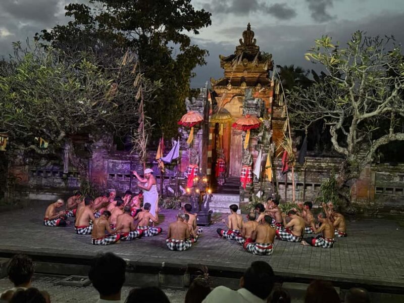 Ubud: Kecak & Fire Dance Show at Batubulan Village - The Experience: What to Expect From the Performance