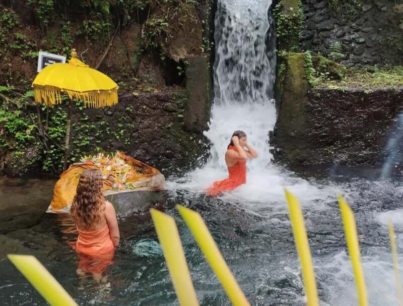 Ubud: Mangening Water Temple Tour with Spiritual Cleansing - A Full Look at the Experience