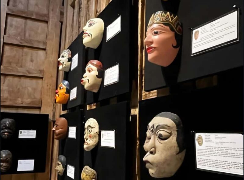 Ubud: Mask Museum, Heritage Homes, and Waterfall Tour - Practical Details & Tips