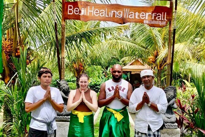 Ubud: Palm Reading and Trauma Healing Therapy - An In-depth Look at the Experience