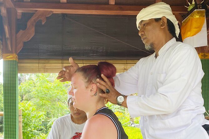 Ubud: Palm Reading and Trauma Healing Therapy - Who Will Love This Experience?