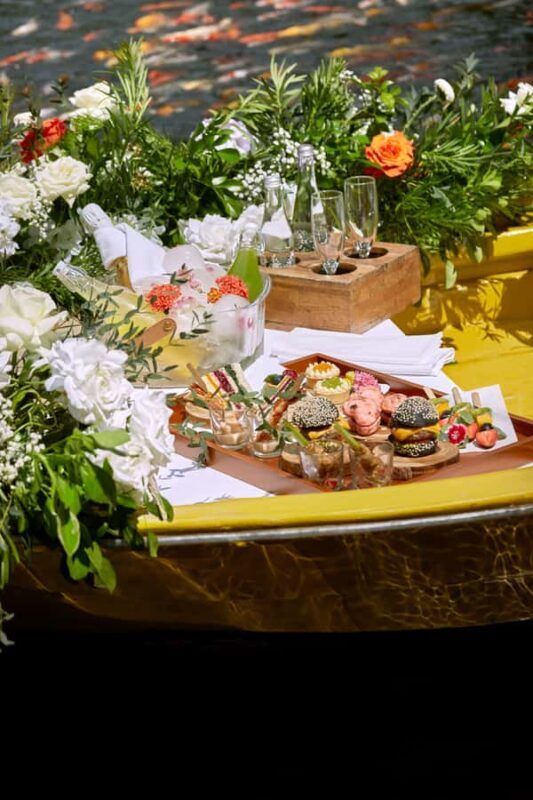 Ubud: Private Romantic Photo Cruise with Food and Drinks - The Setting: A Luxurious Ubud Escape