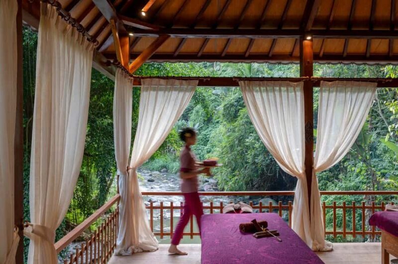 Ubud: Riverfront Massage & Flower Bath at Ayusha Wellness - The Experience in Detail